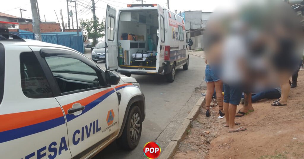 Homem é Socorrido Após Ter Uma Crise Convulsiva E Cair Na Calçada Pop Tv